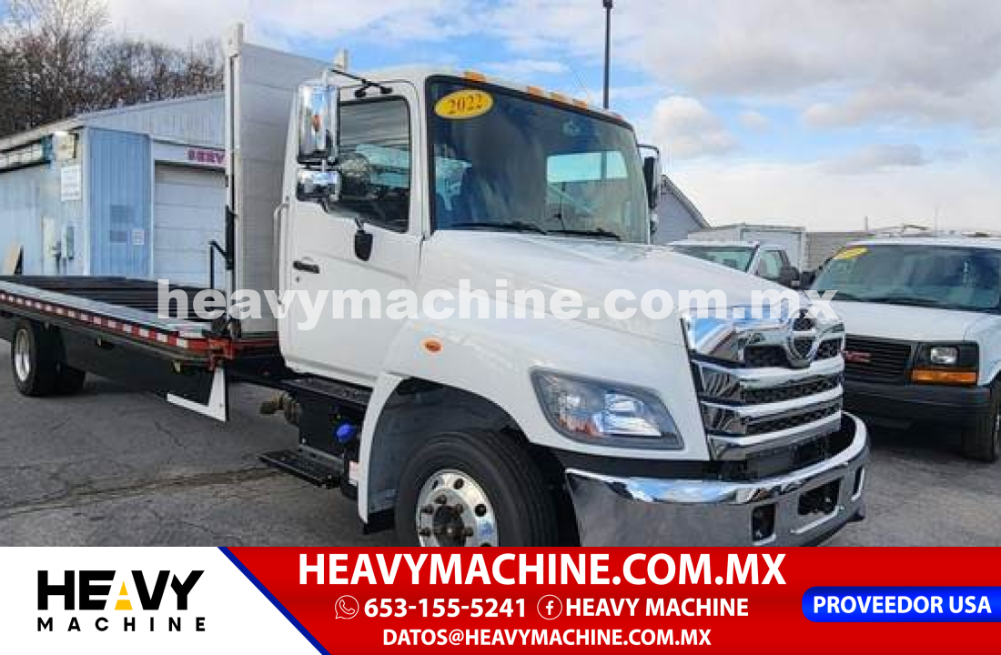 Camión Plataforma 2022 Hino L6 en venta