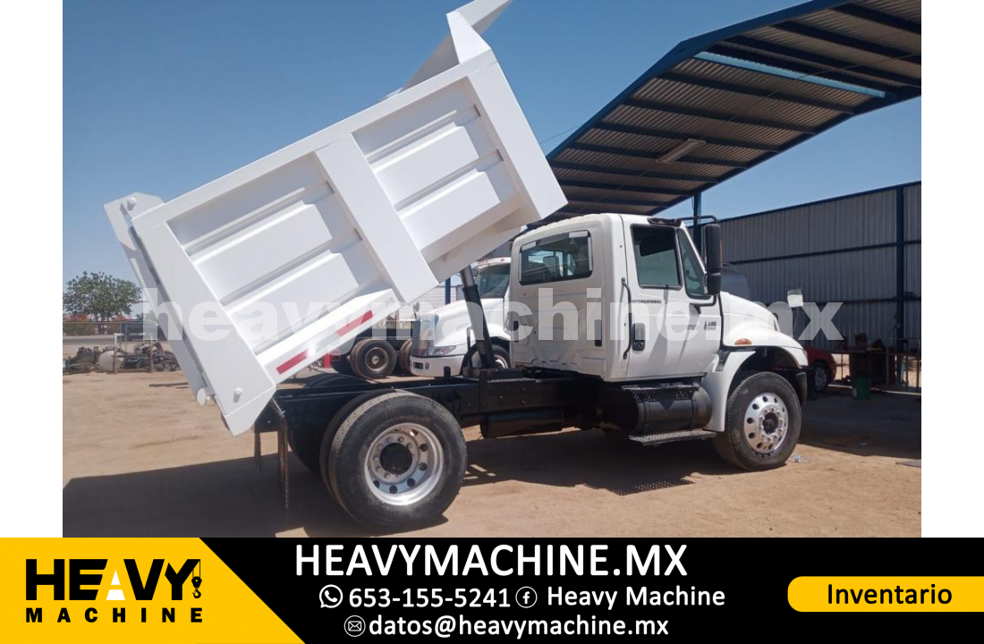 Camión Volteos 2003 International 4400 en venta